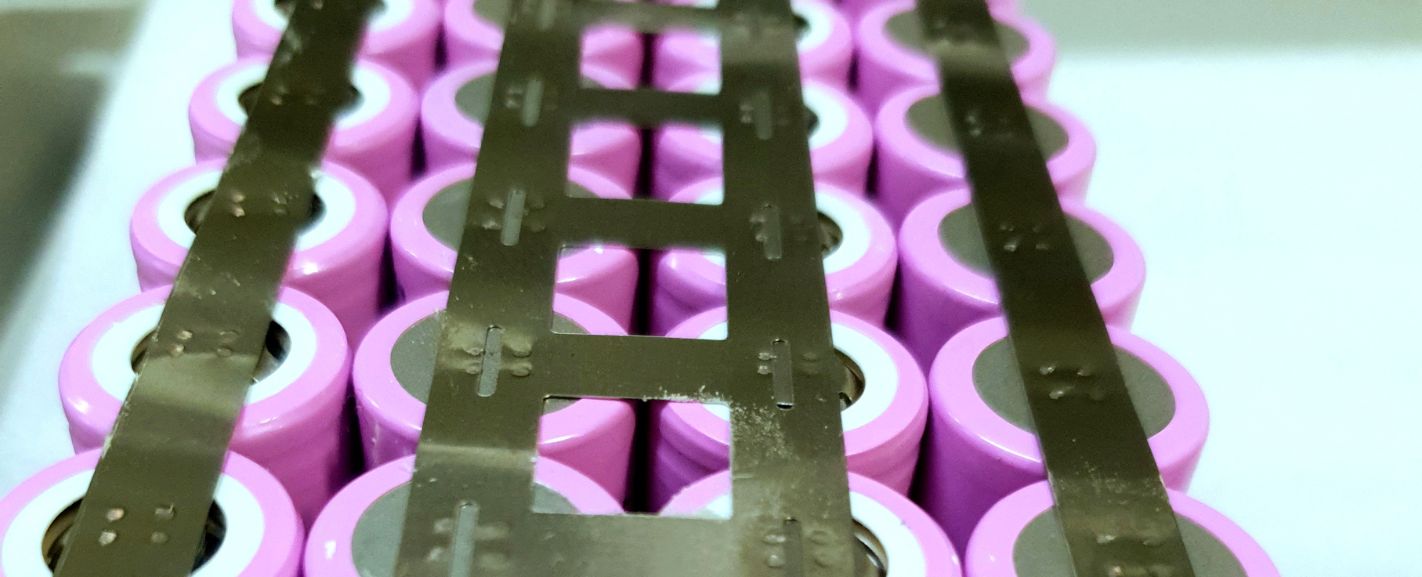 Implementing High Discharge Rate Battery Packs